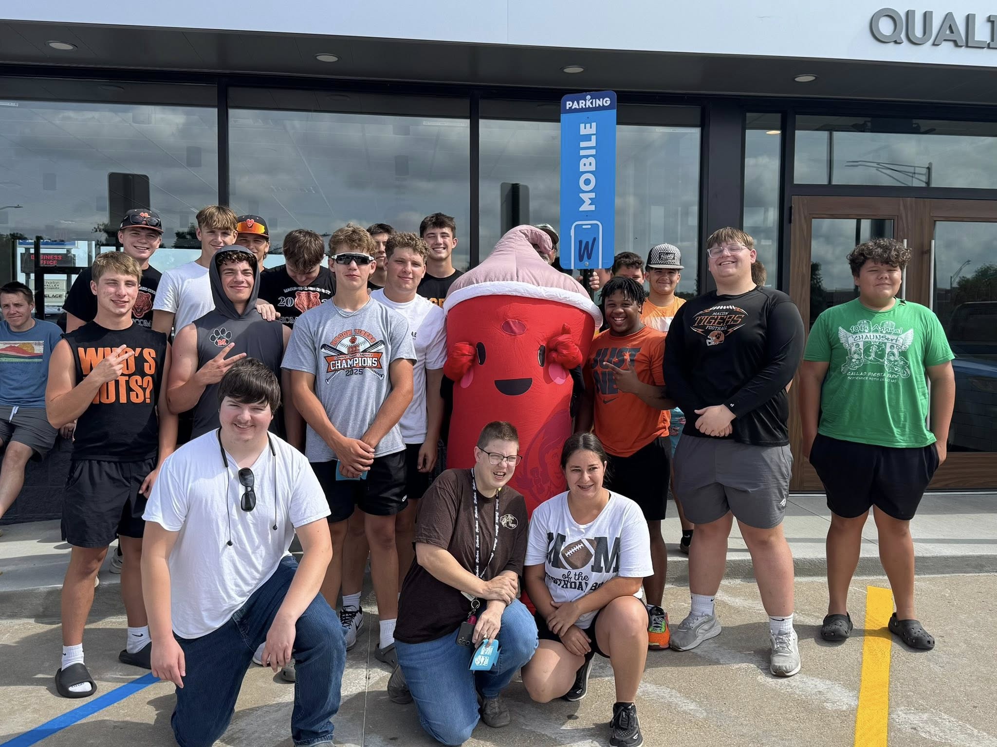 Hamra Enterprises Opens New Wendy’s® Restaurant in Macon, Missouri - HAMRA